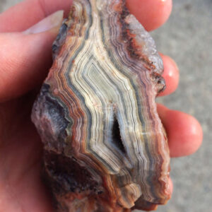What is the difference between Jasper, Agate, Chalcedony, Flint, and Chert? - Lapidary Slab